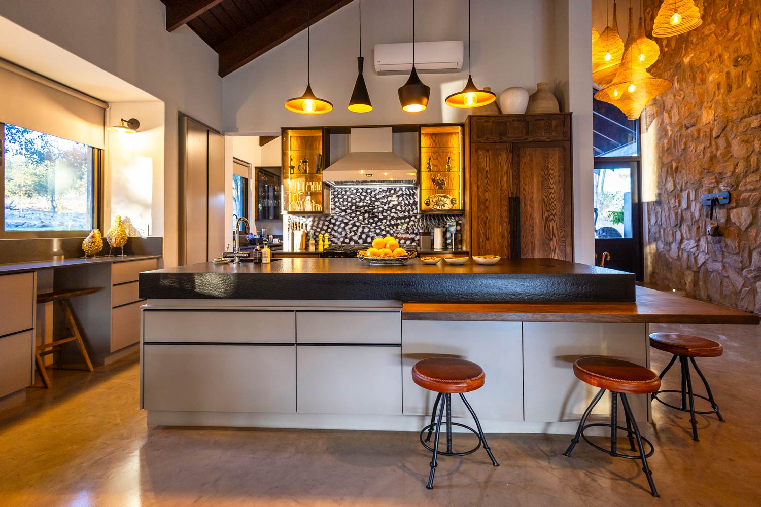 Main Lodge | Timbila